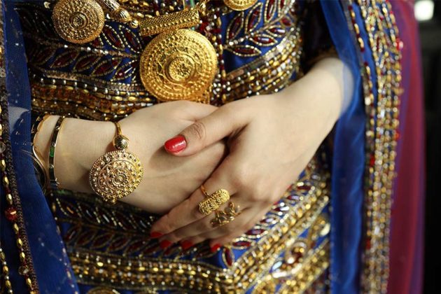 Oman’s Traditional Fashion Scene • FACES Oman
